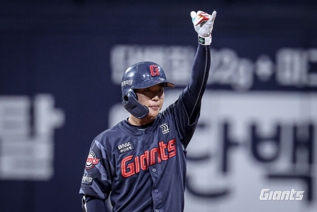 '위닝 확보' 롯데, LG와 2경기 차 추격…'전민재 공백' 메운 3R 루키, 명장의 극찬 "좋은 활약 해줬다" [MD고척]