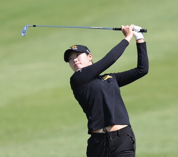 67타 몰아친 방신실, KLPGA 챔피언십 2R 선두권 도약