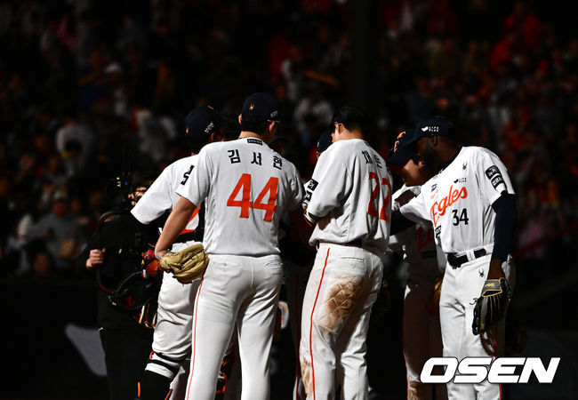 "-6까지 갔었는데…" 명장도 내심 놀란 한화 대반전, 4월을 +6으로 끝내다니. 1992년 빙그레 시절 이후 '최고의 봄'