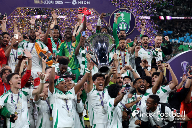 [오피셜] 아시아 무대 최고의 선수는 '리버풀 출신' 피르미누…ACLE MVP 선정