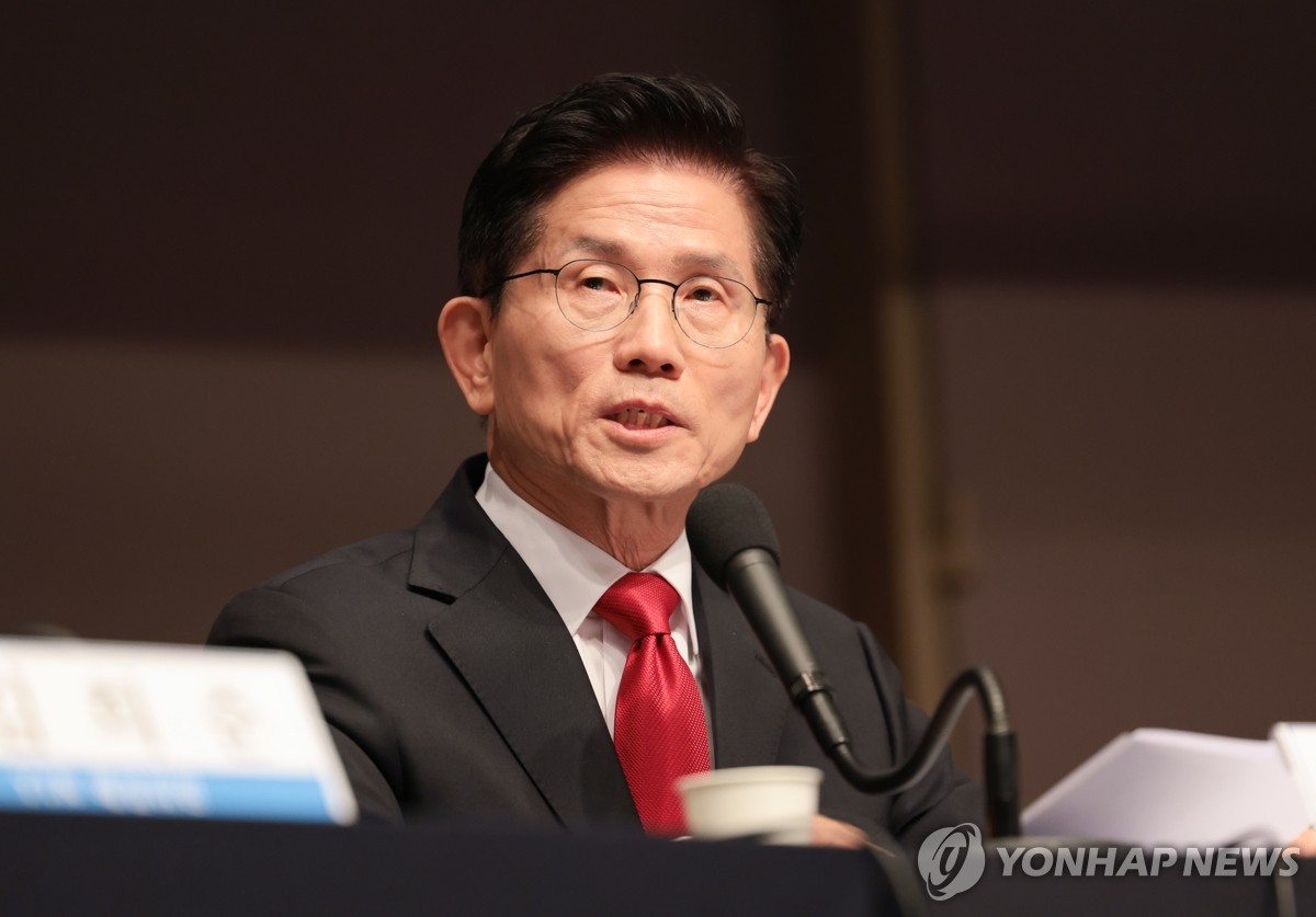 [속보] 김문수 "몇몇 지도부가 선출된 후보 끌어내리는 해당 행위"