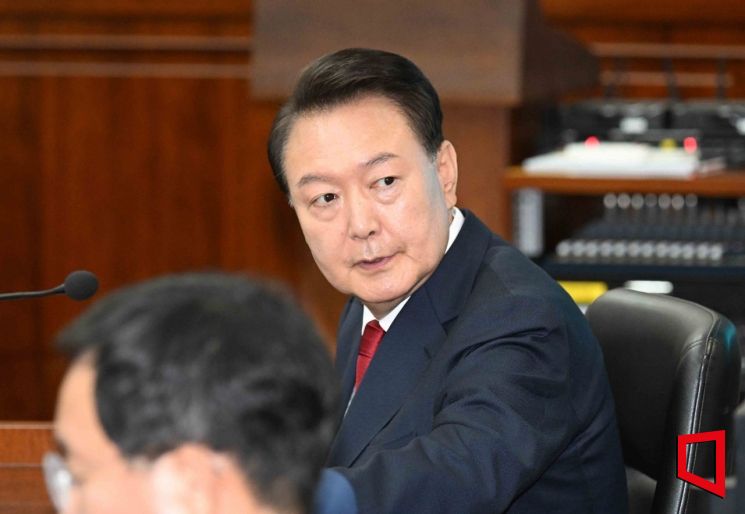 [단독]검찰, 尹 두번째 공소장에 경찰·수방사·특전사·방첩사 등 6개 기관 직권남용 적시