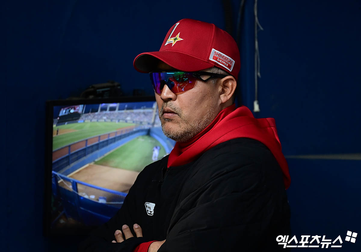 시즌 첫 더블헤더 열리나…'비 퍼붓는' 랜더스필드, KIA-SSG 3차전 진행 가능할까 [인천 현장]