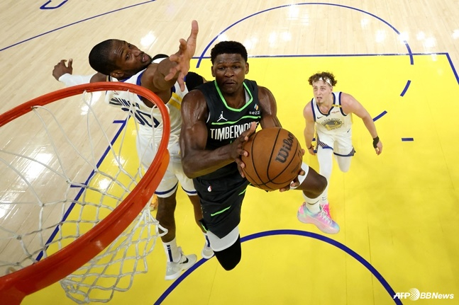 '커리 햄스트링 부상 결장' GSW, PO 2연패→탈락 위기... '버틀러 33점 분전' 미네소타에 역전패