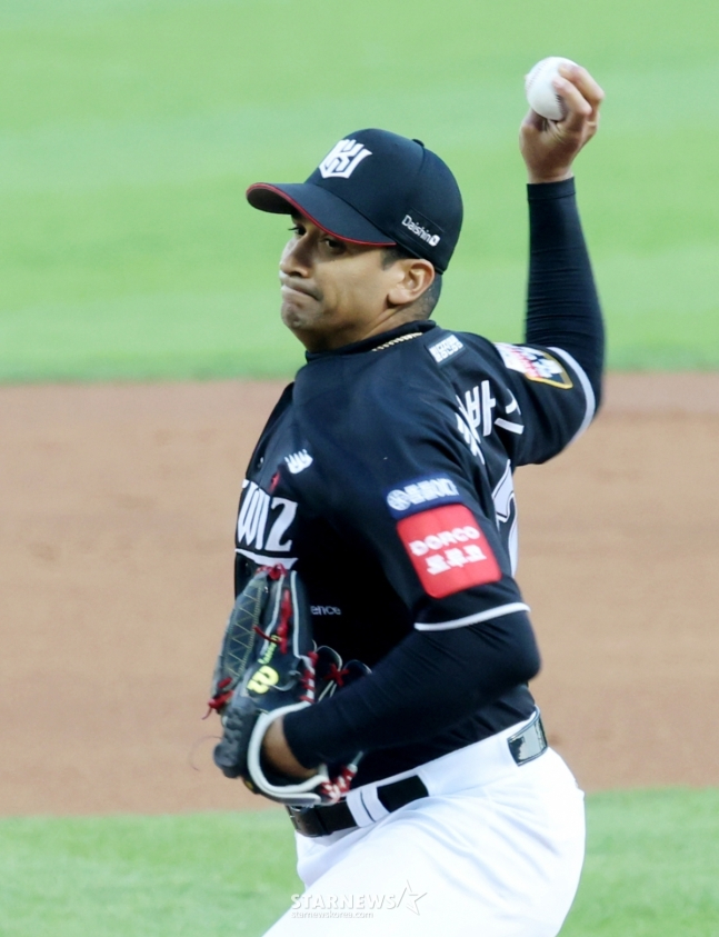 '9G 중 무실점이 한 번뿐' KBO 장수 외인 심상치 않다, 규정 이닝 선발 ERA도 꼴찌에서 4번째