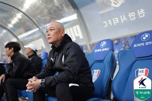 [k2.live] “힘을 내라, 천안!” 8연패에도 야유 아닌 '응원' 보낸 천안 서포터들...선수단도 반등 다짐