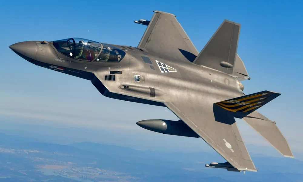 KF-21 블록2, F-16V와 공중전 성능 비교 결과…예상 밖의 충격 | 밀리터리 랩실