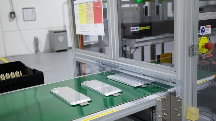 [내가 새판 짠다] 中 LFP 독주 막을 LMR 등장