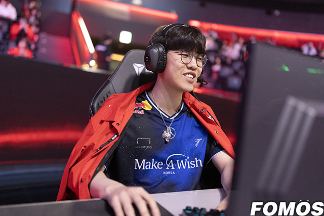 [LCK] 탈론 꺼낸 오너 활약... T1, OK저축은행에 2대 1 승