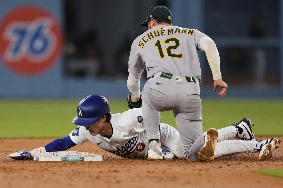 '안타→도루→득점, 적시타→득점' 김혜성 '논스톱' 질주, 2G 연속 멀티히트...LAD 13-2 ATH(3회)