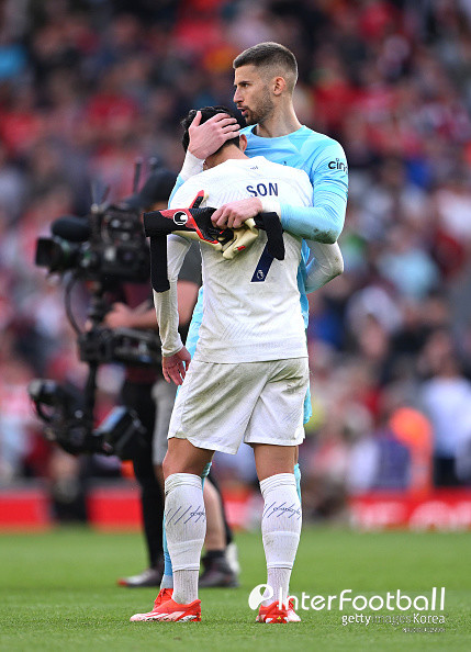 "흥민이형 위해 우승하고 싶습니다"…토트넘 GK, UEL 결승전 앞두고 'SON' 샤라웃