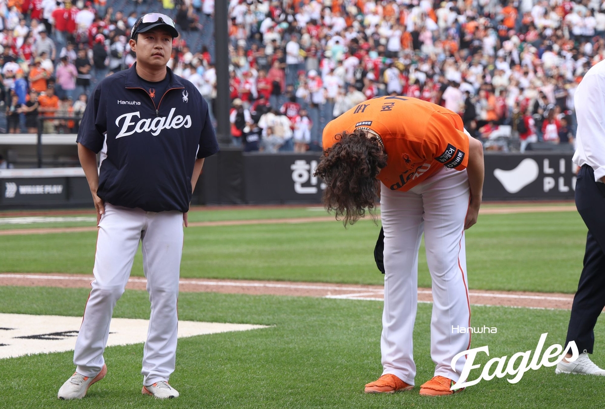'정규이닝 18K 신기록' 폰세, KBO 외국인 투수 최초 4관왕 도전