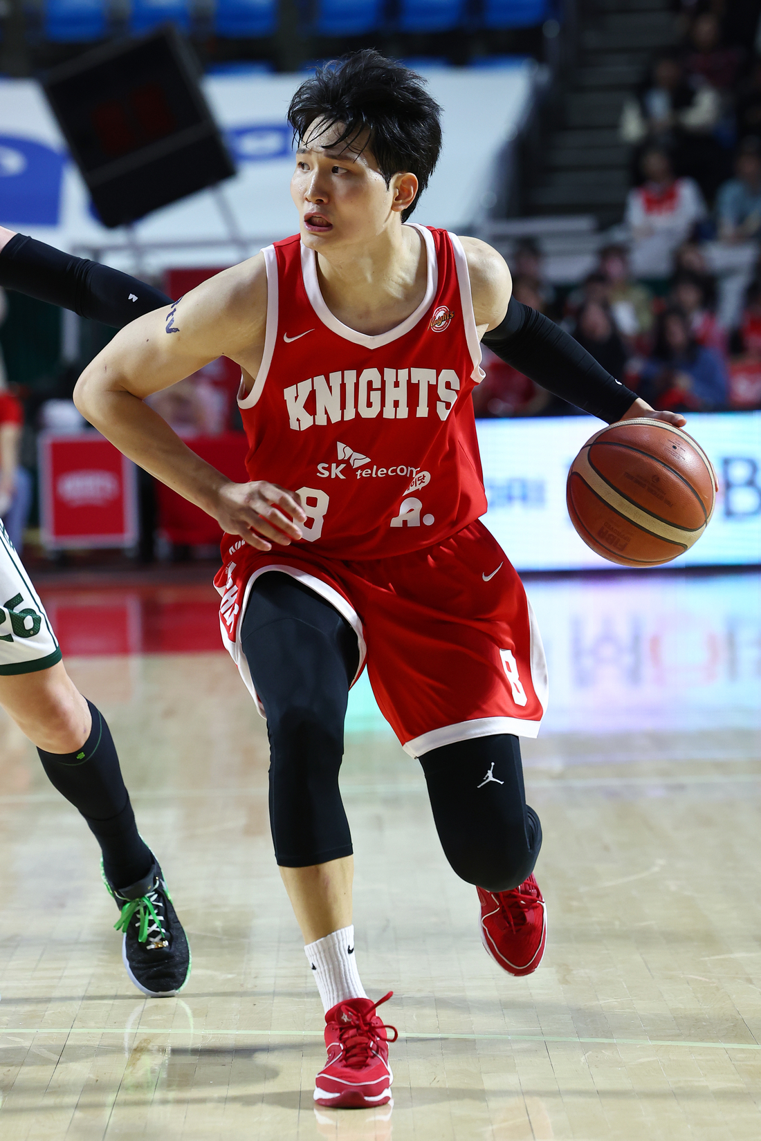 프로농구 FA 52명 발표···‘리그 최고 가드’ KT 허훈, ‘정규리그 MVP’ SK 안영준 행방은