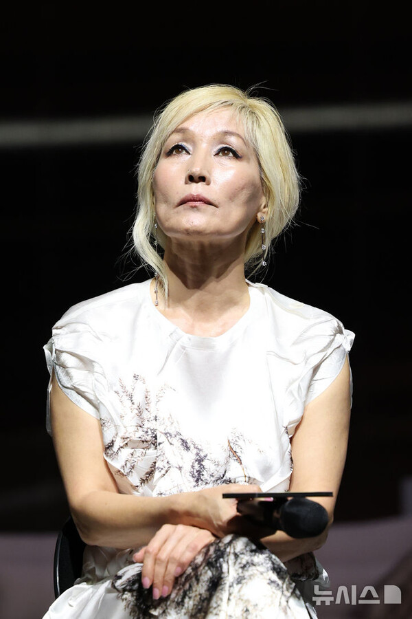 이혜영, 세월의 흐름을 초월한 여신의 오라