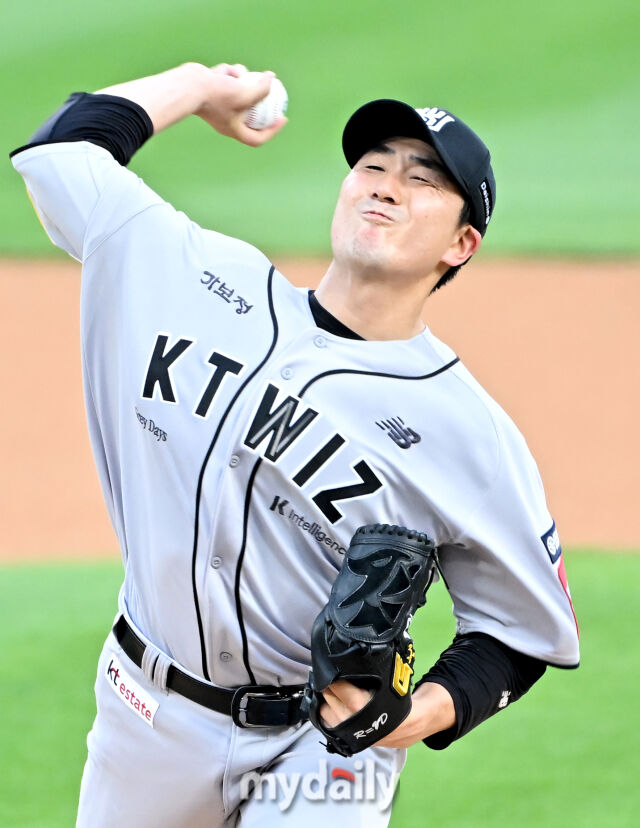 KT가 윤영철의 스마일을 없앴다→강백호·장성우가 KIA 5연승 저지→KT 5-3 승리→조이현 5⅓이닝 KKK로 첫 승→KIA 치명적 병살타[MD수원]