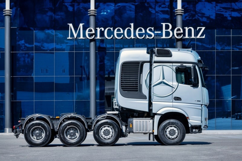 볼보와는 비교 불가! ‘악트로스 SLT’, 250톤 견인하는 초고하중 트랙터의 절대강자 등 | 두맨카