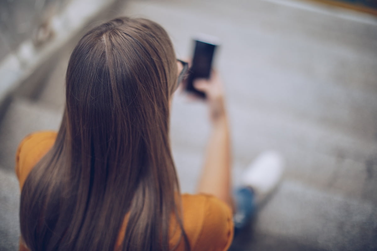 "청소년에 해로워"…'SNS 19금법' 추진에 틱톡·인스타 등 반발