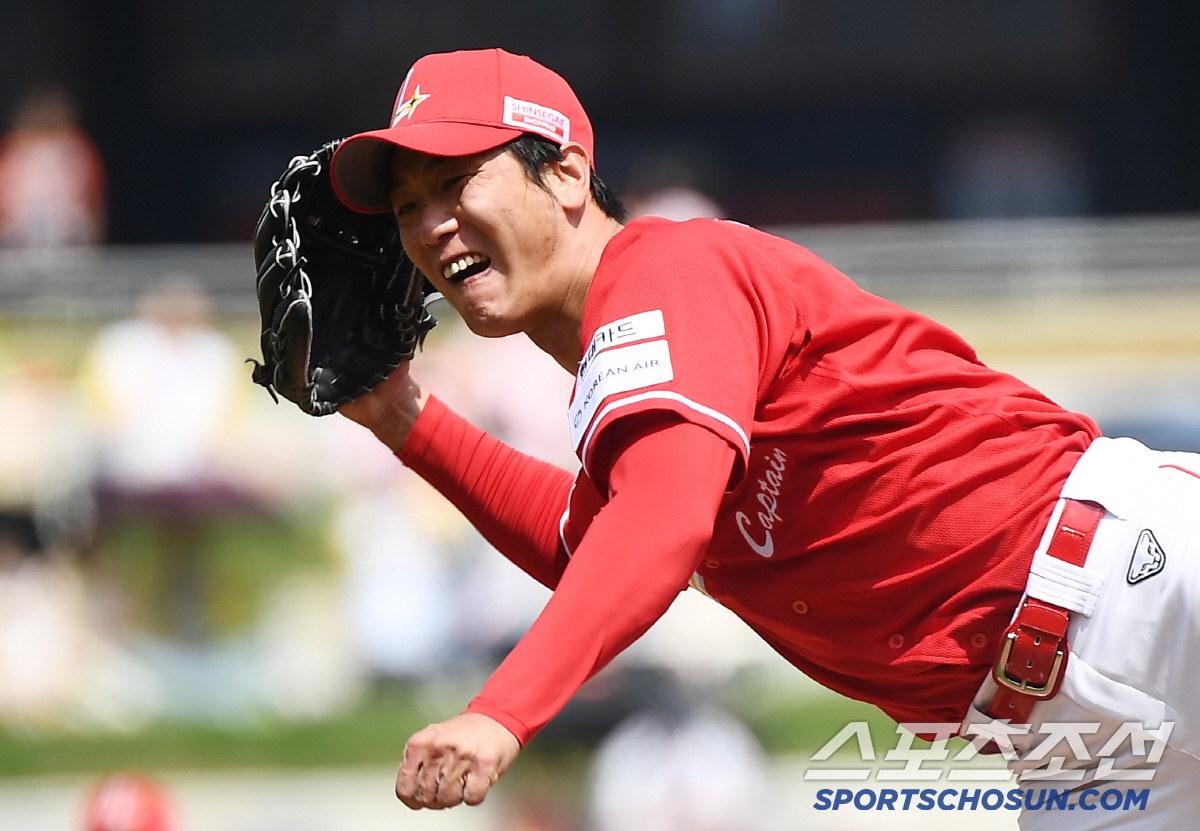 데뷔 첫 홈런이 역전 만루포라니…'약속의 8회' 두산, '김광현 QS' SSG 잡고 5연패 탈출 [잠실 리뷰]