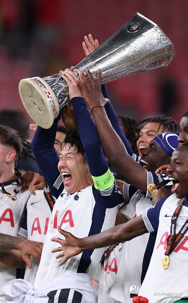 [UEL POINT] 2018-19시즌 챔스 준우승 이후 손흥민만 남았다...그리고 보란 듯이 '유로파 우승'