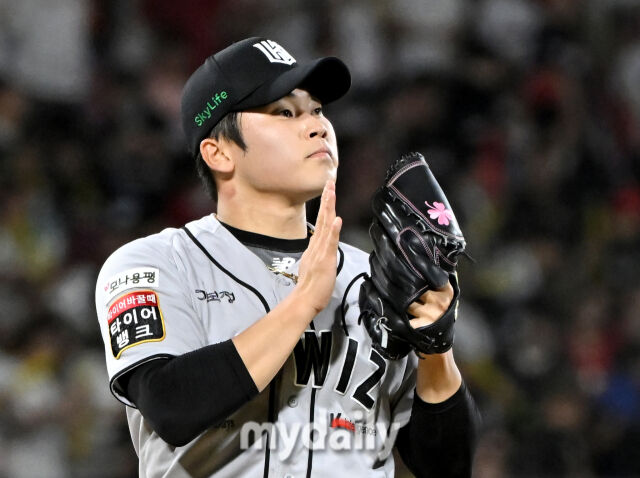 “그냥 올라와 봤어” 박영현은 낮게, 손동현은 높게… KBO SV 1위인데 묘하게 불안해? 장성우 미트의 비밀[MD수원]