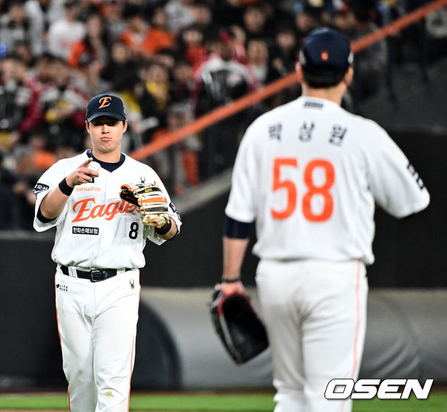 "수비도 잘하는 4번 타자" 달감독이 고마워하는데...15G 연속 홈런 실종, 수비 최다 417이닝 여파일까