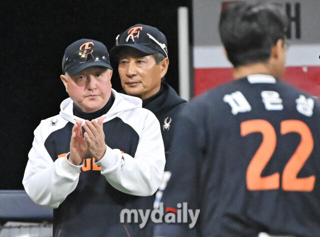 155km 대전 예수 9회 등판 자청…명장은 또 한 번 느꼈다 "역전 안 당한 게 다행, 교체도 타이밍이 있다" [MD대전]