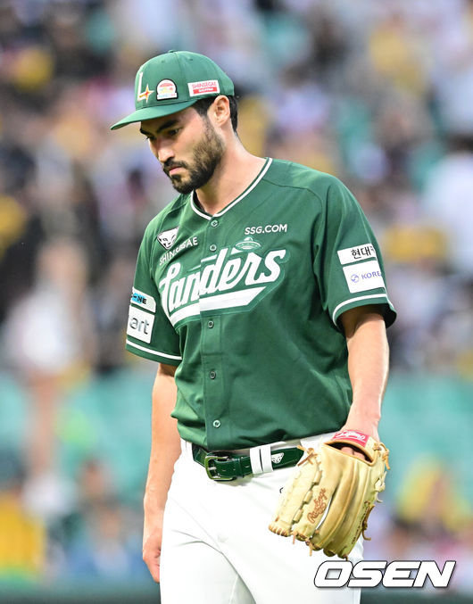 ’153km 쾅!’ 화이트, 6이닝 2실점 QS 활약에도 데뷔 첫 패전…개인 4연승 마감 [오!쎈 인천]