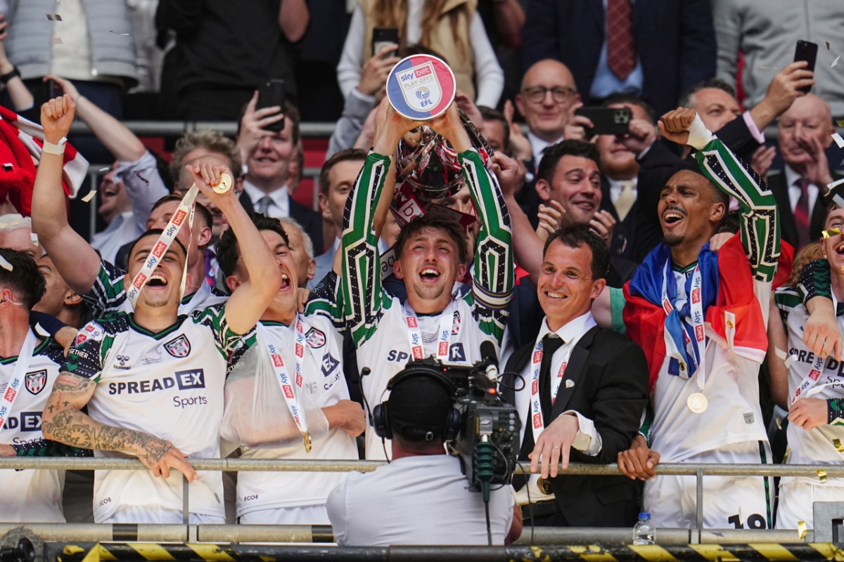 EPL 승격 효과 '무려 4000억원'... 3부까지 추락했던 선덜랜드, 9시즌 만에 컴백