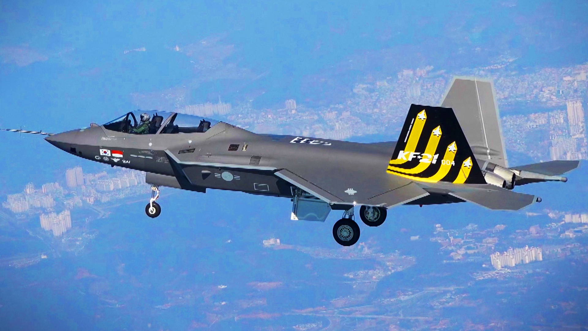 KF-21 수출 망친다?…’이상한 방산 계약’ 논란의 전말 | 밀리터리 랩실