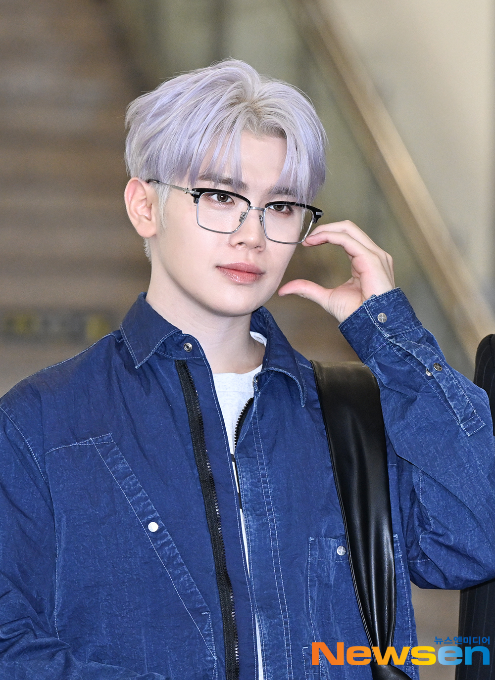 제로베이스원 김태래, 시크한 볼하트 [포토엔HD]