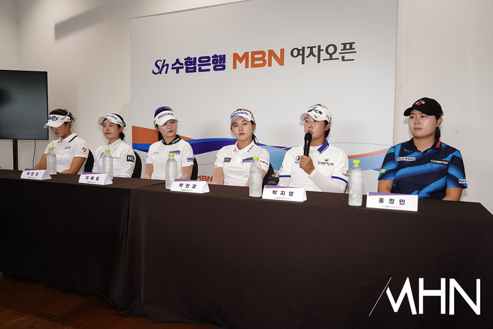 [mhn포토] 수협은행 MBN여자오픈 우승은 누구에게