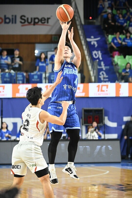 서울 SK, FA 안영준-김낙현과 계약 체결
