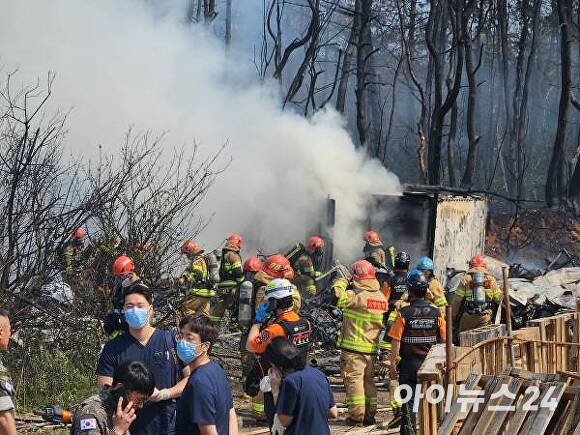 포항서 4명 탑승 해군 초계기 추락...피해 상황 확인 중