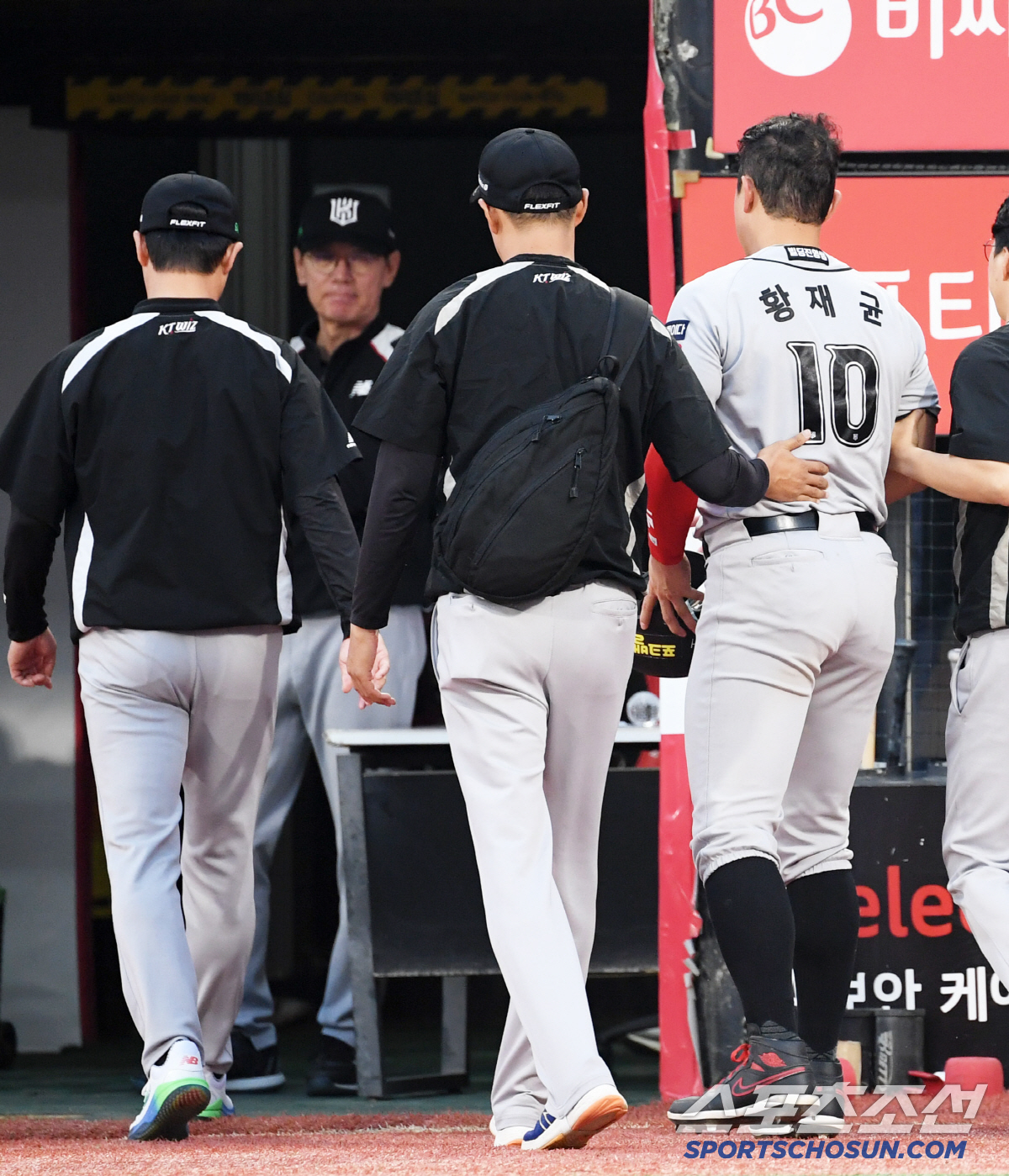 '햄스트링 역병이 도나' KIA만 난리가 아니다, 10G 4할 타자까지 쓰러졌다…대체 몇명째