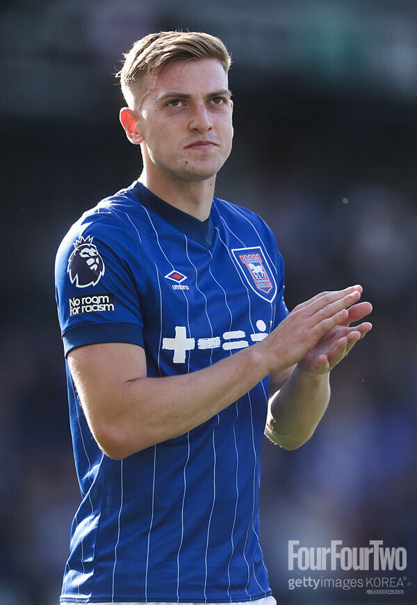 HERE WE GO! ‘맨유 최우선 영입 목표’ 델랍, 결국 첼시 택했다...“UCL 진출이 결정적 요인”→560억+장기 계약 (로마노)