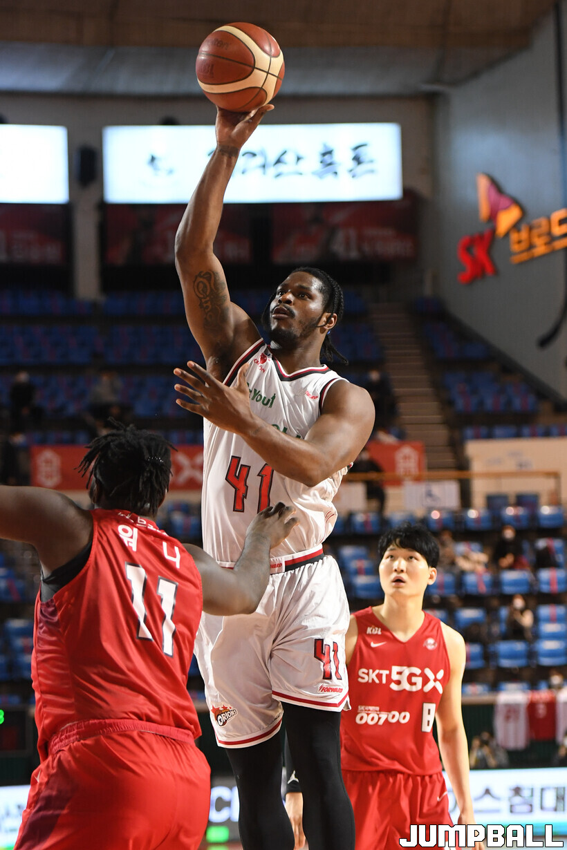 ‘BCL 아시아 출전’ LG, 단기 외국선수 구했다···윌리엄스-폴리캡 영입