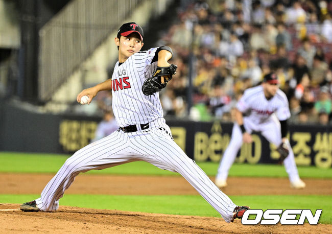 ‘155km’ 1라운드 신인, 문현빈-채은성 삼진 잡고 데뷔 첫 세이브…“아드레날린이 더 올라오는 느낌이었다”