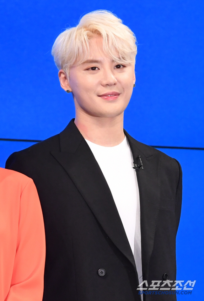 [공식] 8억 뺏기고도 욕먹은 김준수, 결국 악플러에 무관용…"합의 없다"(전문)