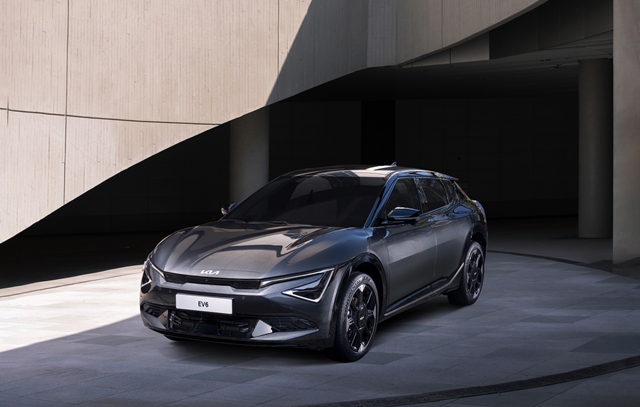 테슬라 독주 흔드는 한국 전기차…아이오닉 6·EV6 '대안' 부각