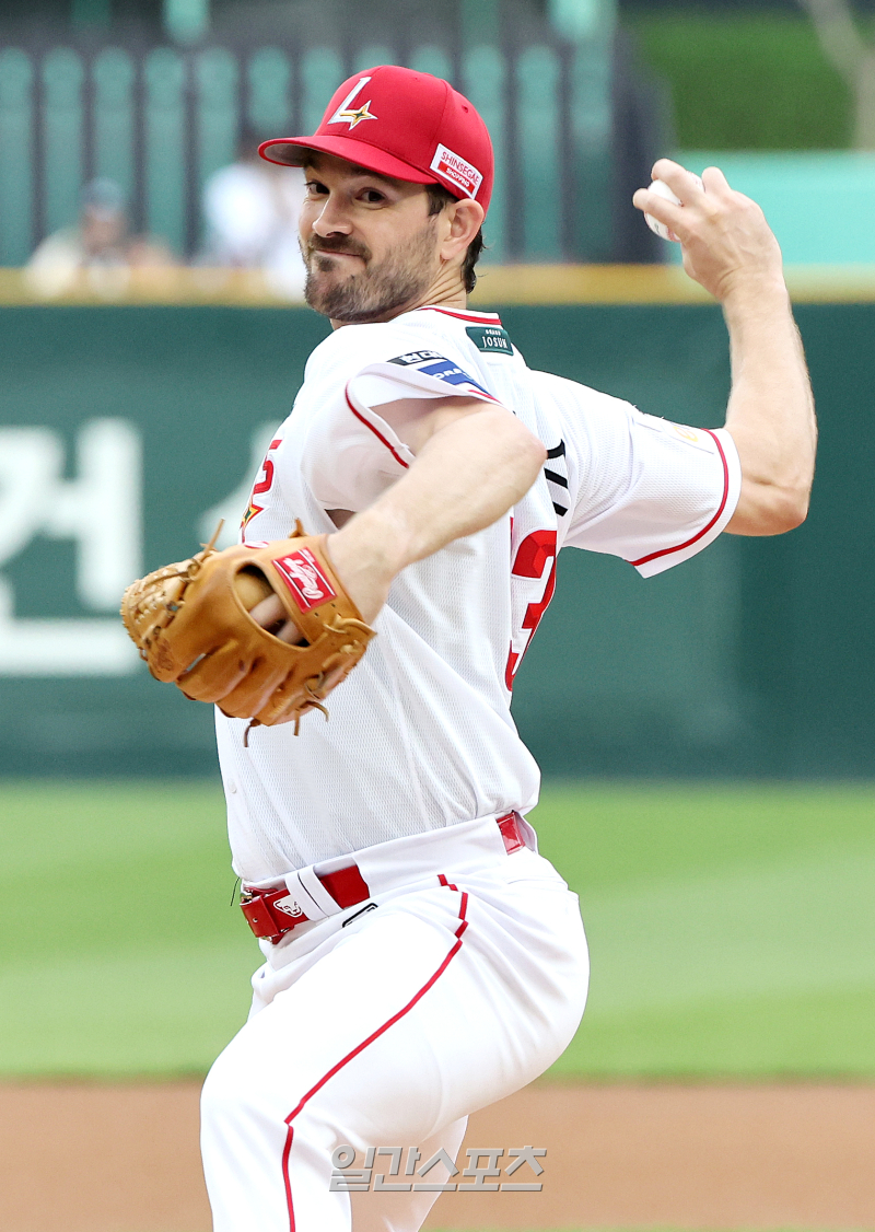 KBO, 5월 월간 MVP 후보 발표...'9홈런' 안현민, 'ERA 0.30' 앤더슨 경쟁