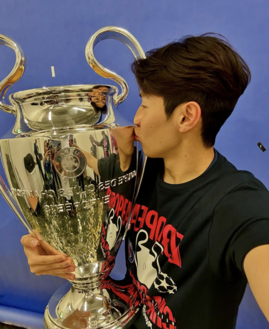 "꼭 우승"→못 뛰었지만 'UCL 우승 멤버' 이강인, 8월 또 트로피 수확?... UEL 최종 승자 'SON 있는' 토트넘 만난다→단 잔류해야 가능