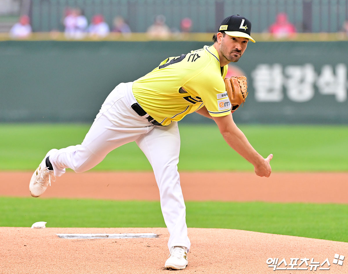 KBO, 5월 월간 MVP 후보 공개...'18K' 폰세·'타율 1위' 최형우 포함 6명 [공식발표]