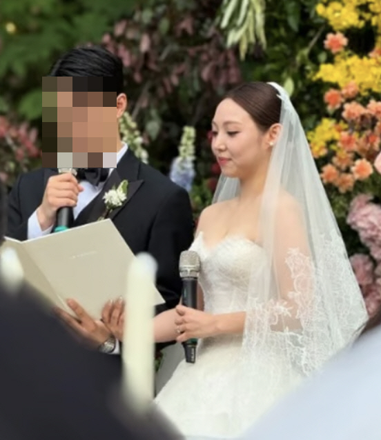 '부케 콜렉터' 조권, 미쓰에이 민 훈남 남편 공개…JYP 패밀리 총출동[SCin스타]