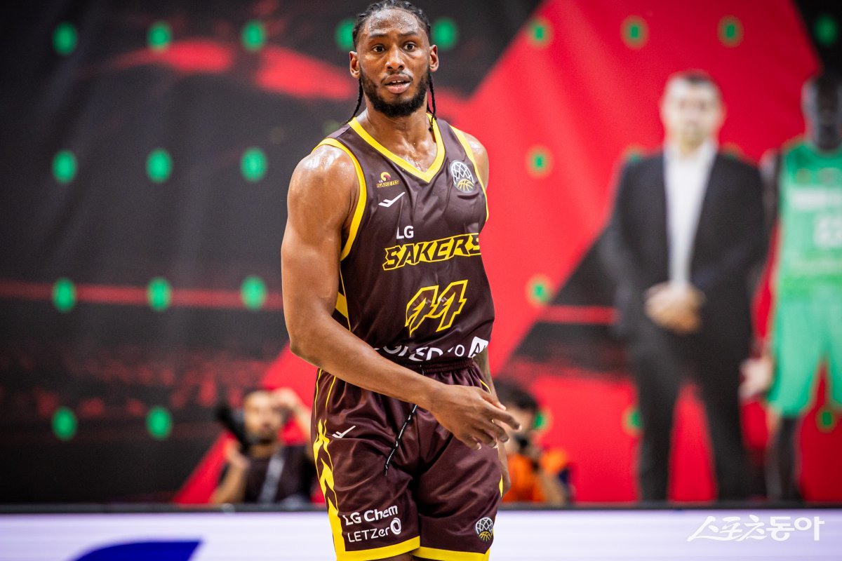 ‘KBL 챔피언‘ ’LG, BCL 첫 경기서 타오위안에 16점차 패배…외국인선수 폴리캡 15점・13R