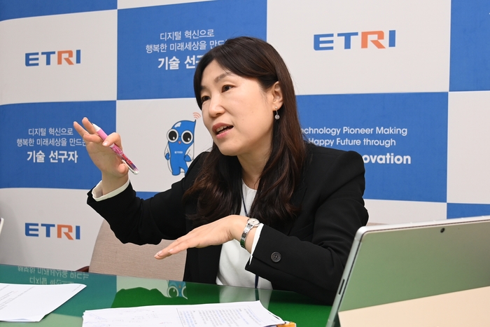 [AI 휴머노이드 시대]〈하〉“高기술력 ETRI, AI 브레인 성과로 실력 입증할 것”