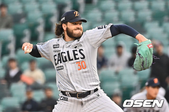 최근 1개월, KBO 최고투수는 폰세도 네일도 아니다…‘ERA 0.88→5전승’ LG 5선발이다