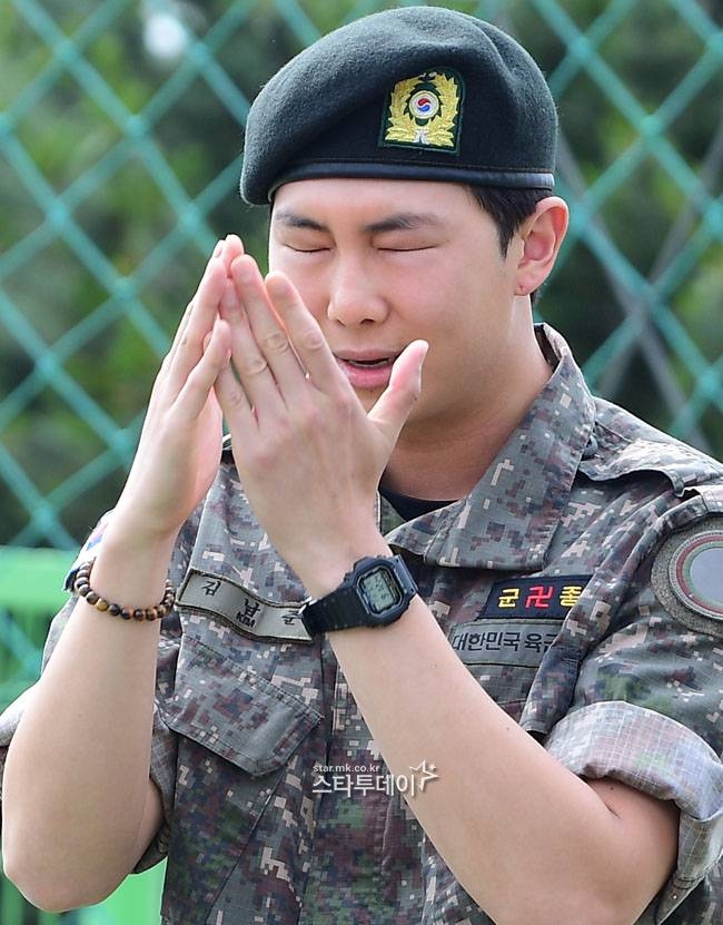 “78시간 동안 1초도 못자”…RM, 하이브 사태로 인한 불면증 고백