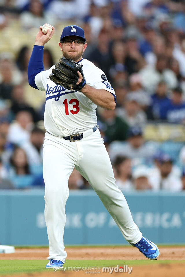 KBO 구단 오퍼 받았던 '204홈런' LAD 주전 3루수…하지만 "한국에 가고싶지 않았다" 신의 한 수였던 '거절'