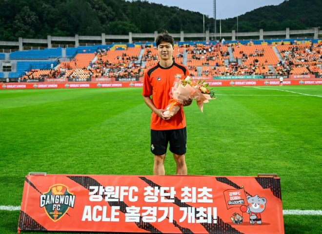 일본 3년→한국 복귀 김건희 “韓·日 축구 완전히 달라”···“일본은 전방 압박+공격적·한국은 수비가 단단” [이근승의 믹스트존]