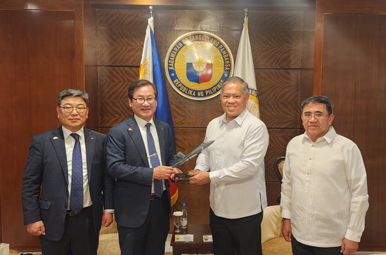 KAI, 필리핀에 FA-50 12대 추가 수출 계약 체결…1조원 규모